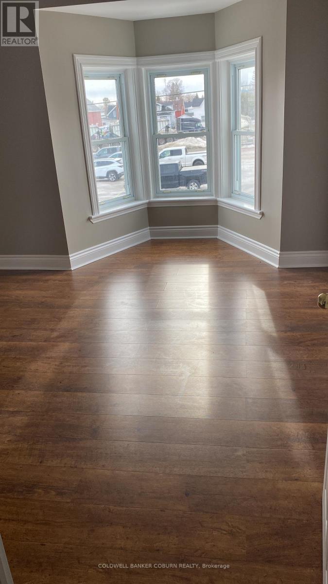 For sale: 483 VICTORIA STREET, Edwardsburgh/Cardinal, Ontario K0E1E0 ...