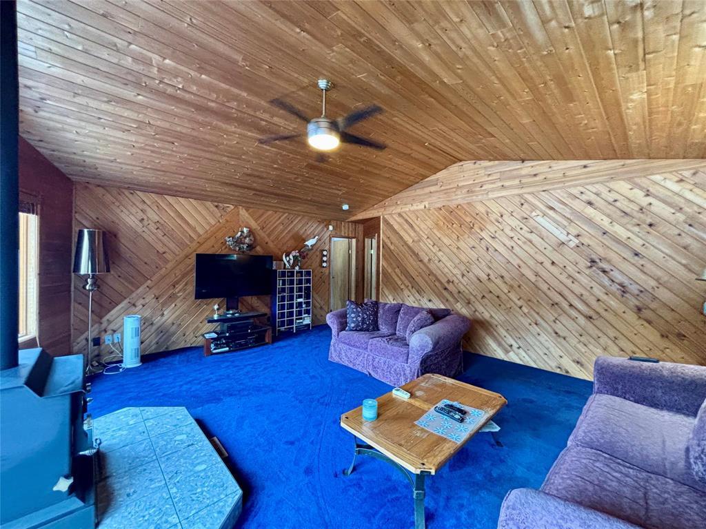 For sale: 1 BURNTWOOD Street, Lester Beach, Manitoba R0E0E0 - 202603991 ...