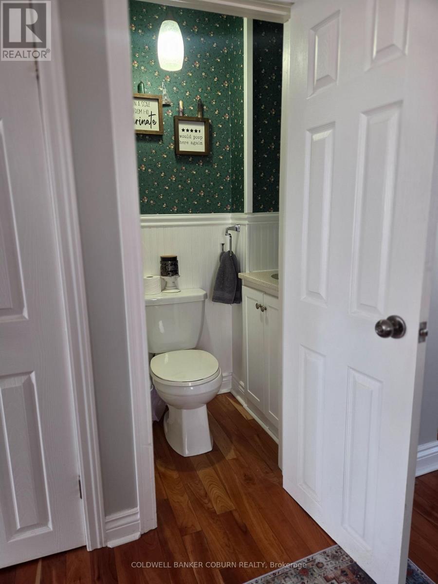 For sale: 483 VICTORIA STREET, Edwardsburgh/Cardinal, Ontario K0E1E0 ...