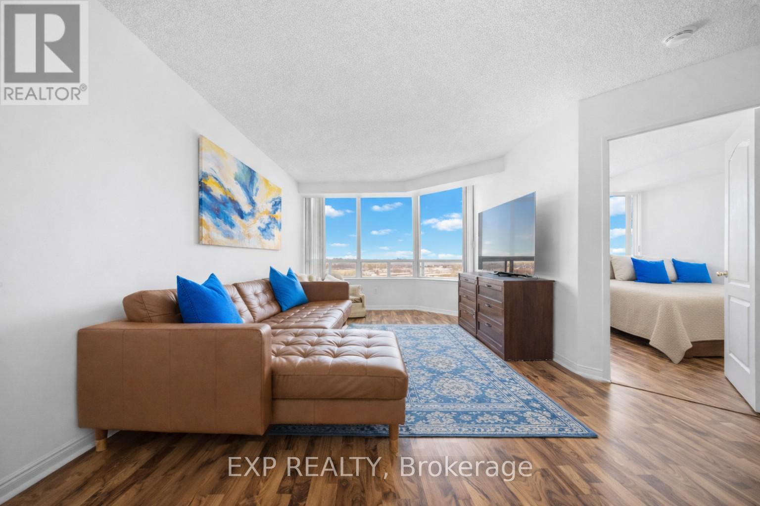 For sale: 884 - 1 GREYSTONE WALK DRIVE, Toronto (Kennedy Park), Ontario ...