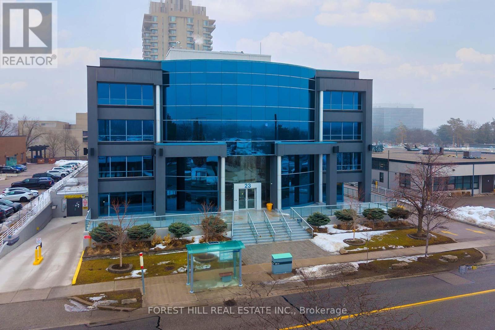 For sale: 200 - 23 LESMILL ROAD, Toronto (St. Andrew-Windfields ...