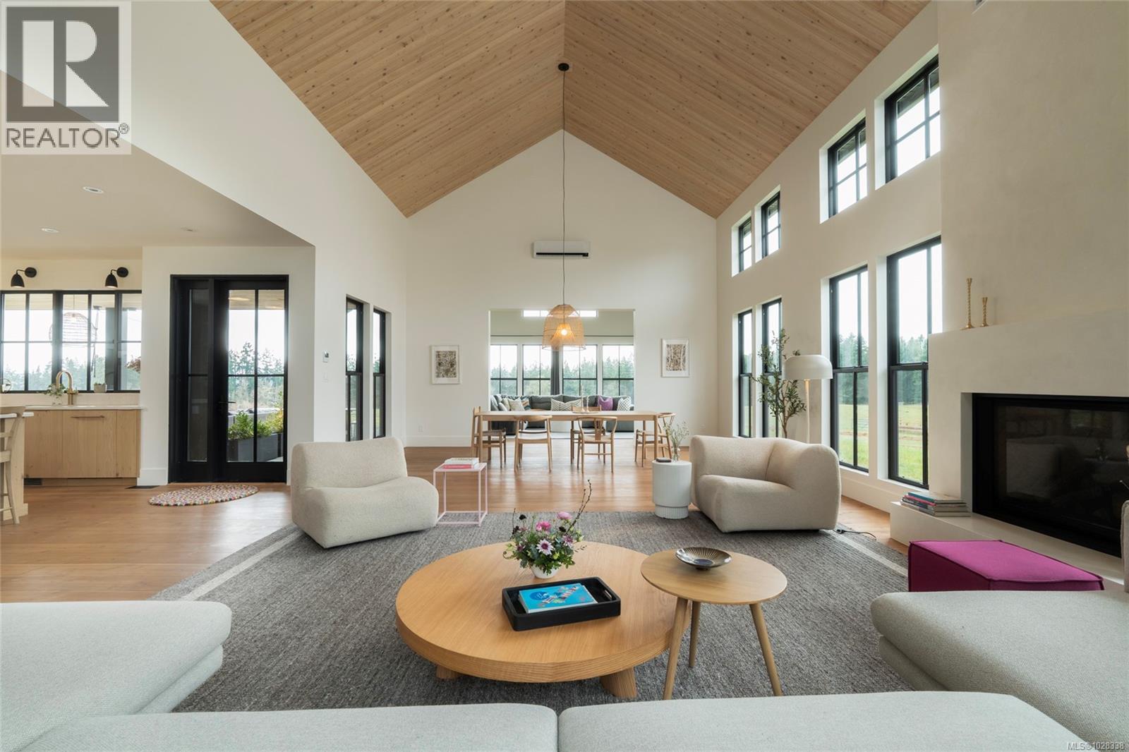 For sale: 1210 Cherry Point Rd, Cobble Hill, British Columbia V0R1N2 ...