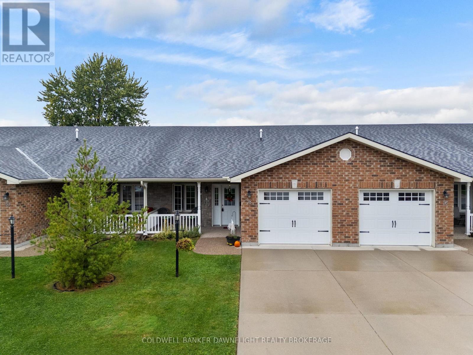 For sale: 18 DEVON DRIVE, South Huron (Exeter), Ontario N0M1S3 ...