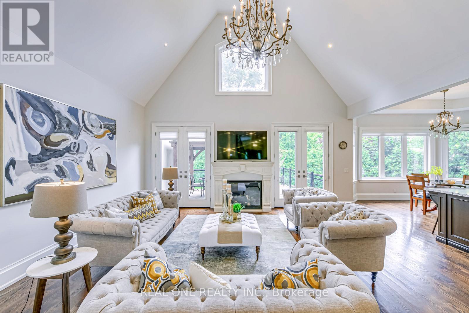 For sale: 332 SAWYER ROAD, Oakville (WO West), Ontario L6L3N7 ...
