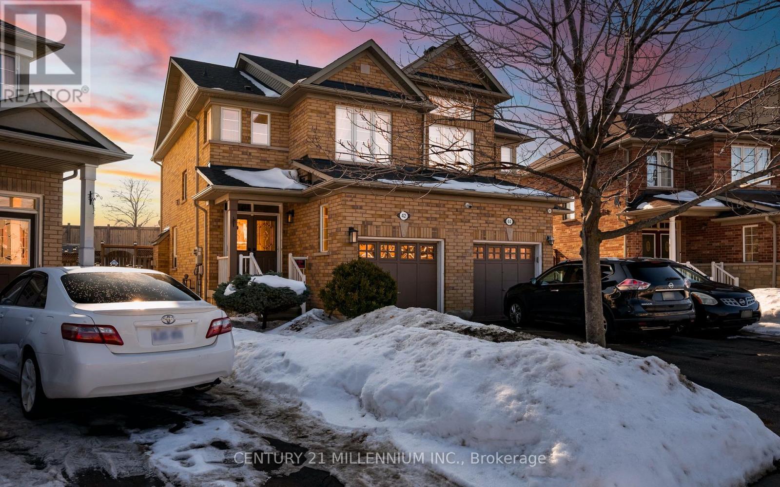 For sale: 42 RUBYSILVER DRIVE, Brampton (Vales of Castlemore), Ontario ...