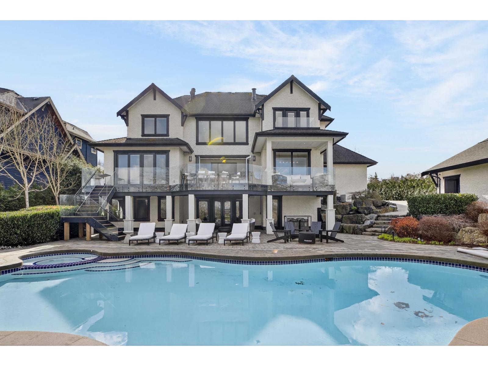 For sale: 20055 2 AVENUE, Langley, British Columbia V2Z0A3 - R3099981 ...