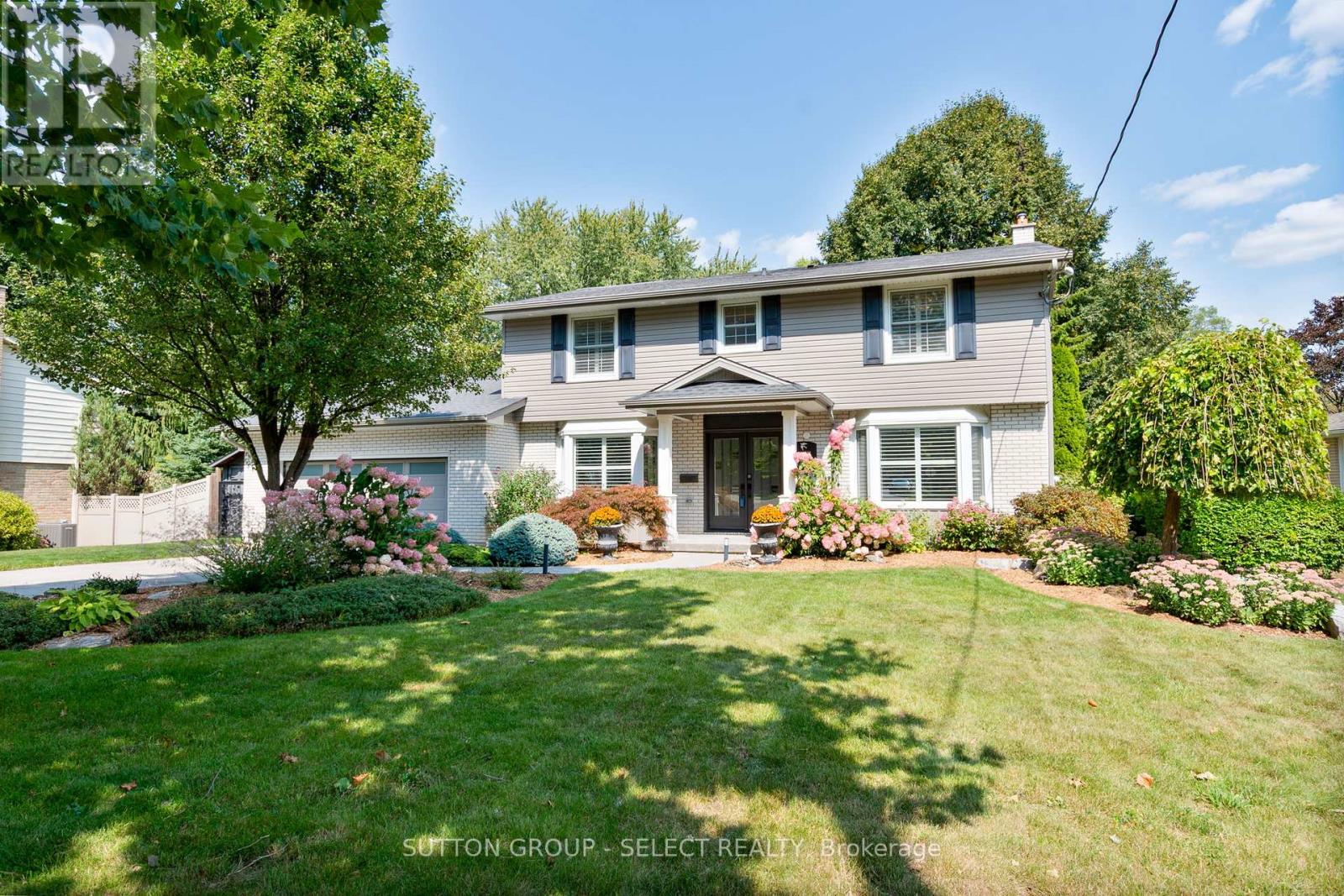 For sale: 47 SHAVIAN BOULEVARD, London North (North A), Ontario N6G2P1 ...