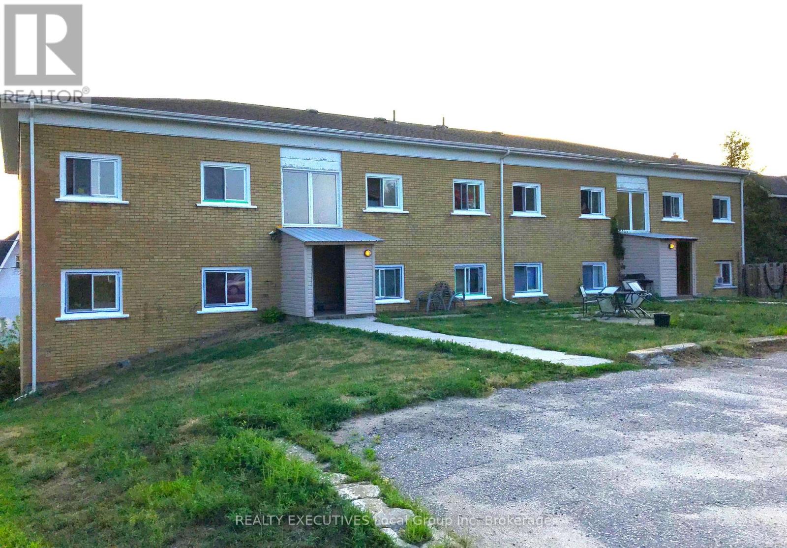 For sale: 448 MCINTYRE STREET E, North Bay (Central), Ontario P1B1E2 ...