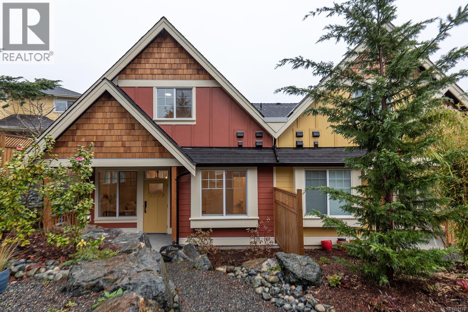 For sale: 100 3003 Keystone Dr, Duncan, British Columbia V9L0E1 ...