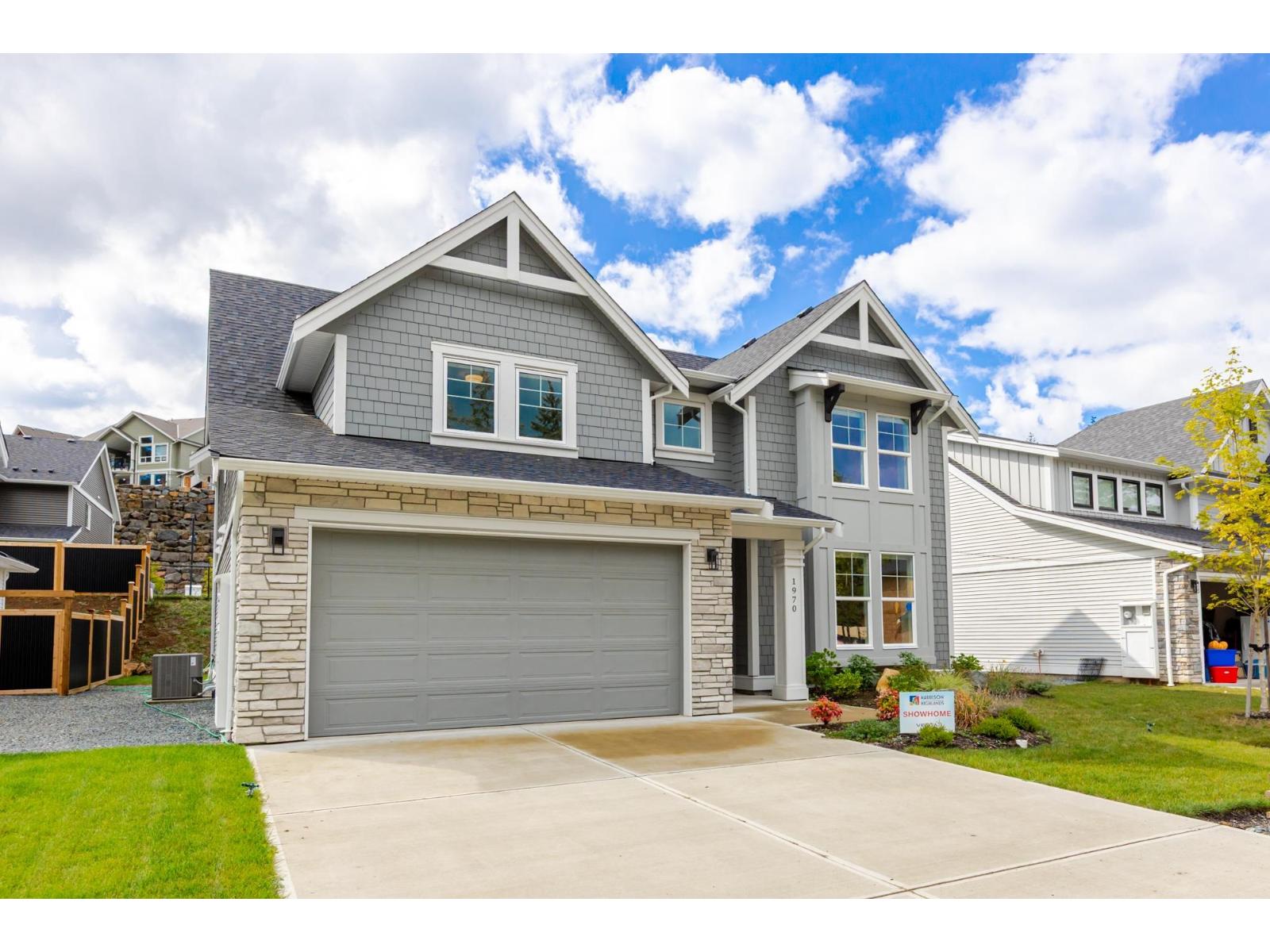 For sale: 1970 SPARROW HAWK PLACE, Mt Woodside, Agassiz, British ...