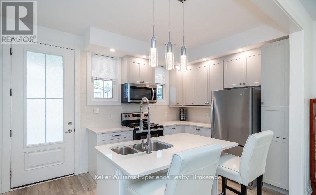 For sale: 30 SAMANTHA LANE, Midland, Ontario L4R0H4 - S12898722 ...