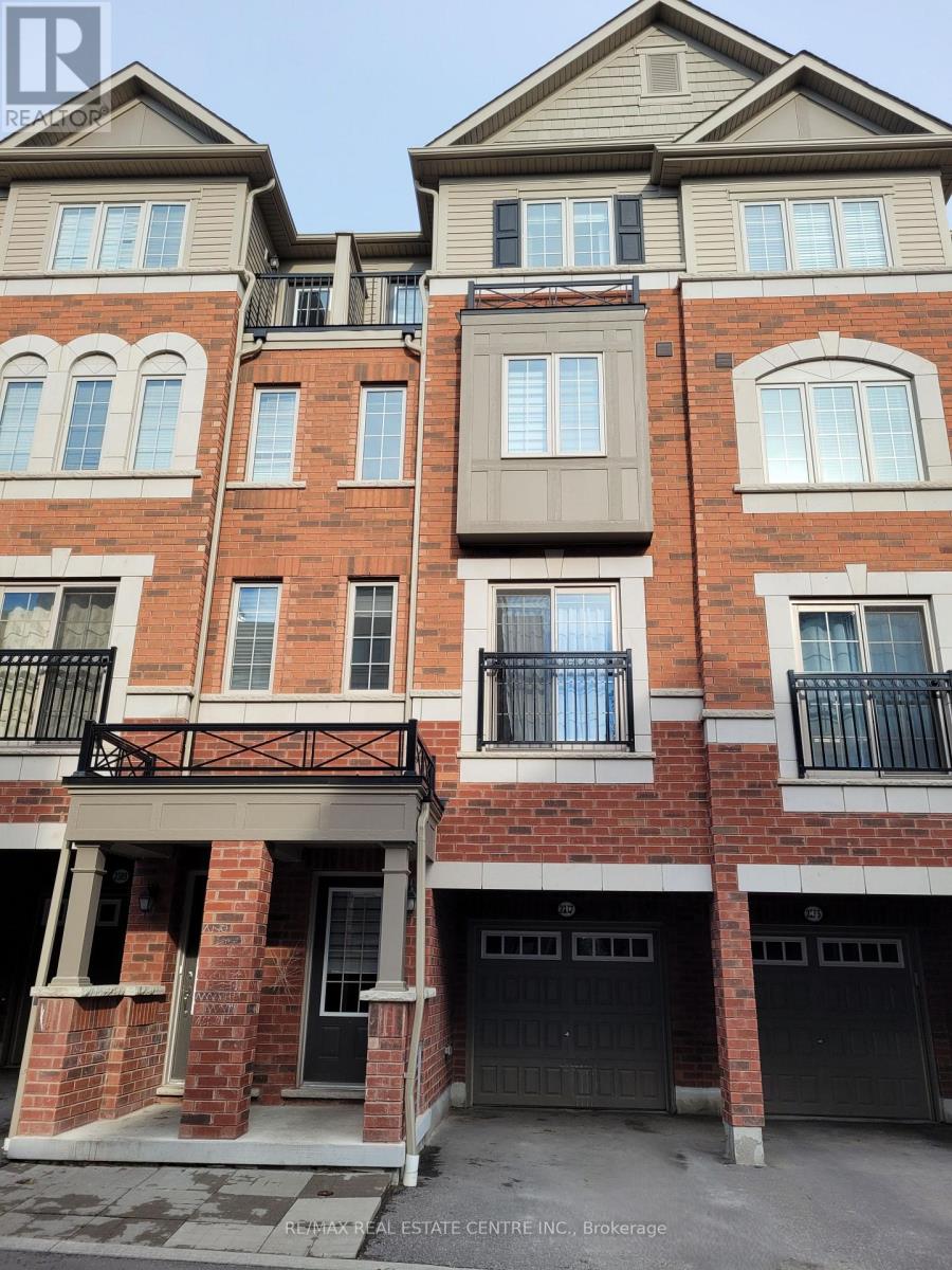 For rent: 382 - 2387 CHEVRON PRINCE PATH, Oshawa (Windfields), Ontario ...