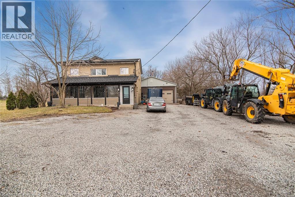 For sale: 443 ELEVENTH Road E, Stoney Creek, Ontario L8J3N4 - 40814618 ...