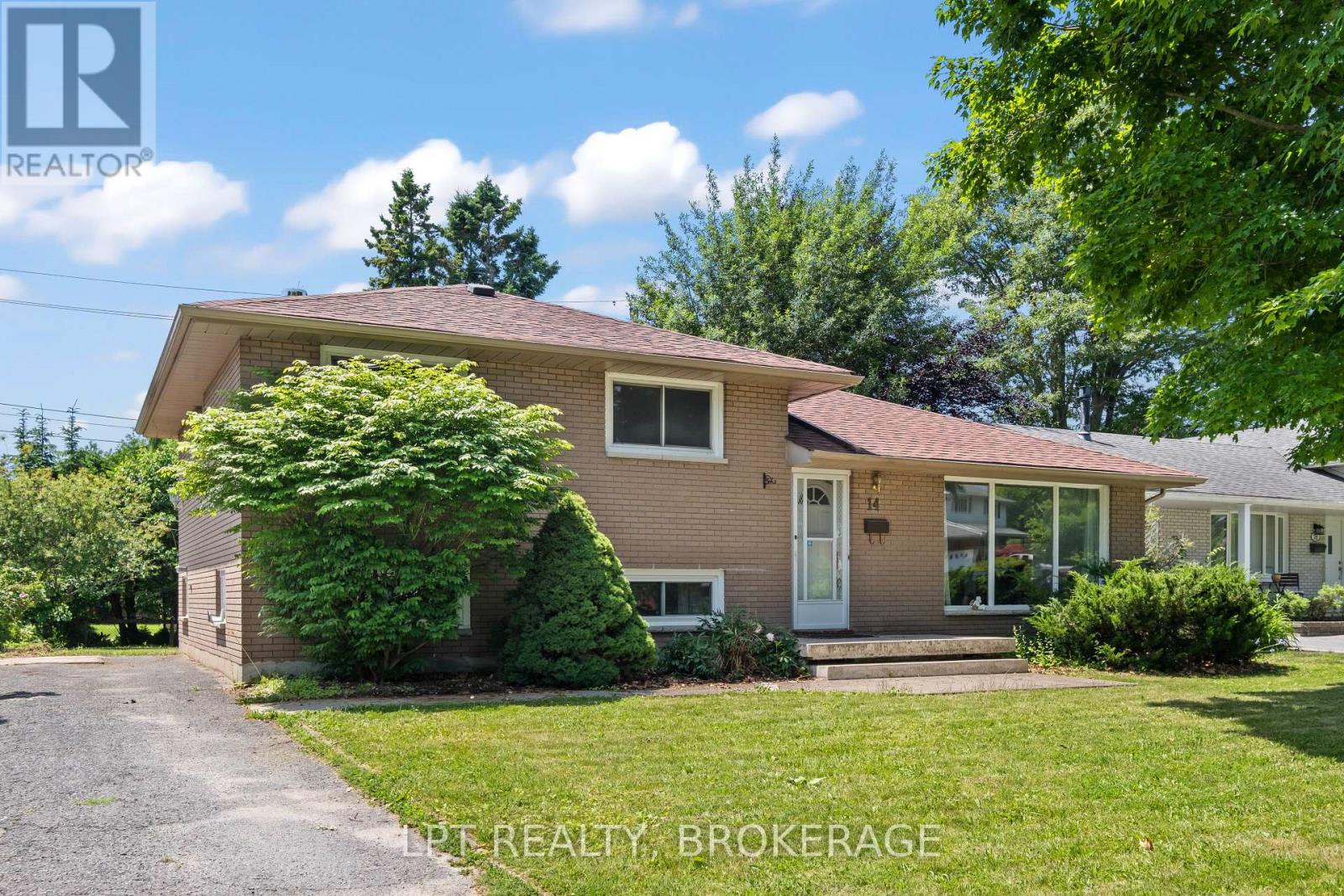 For sale: 14 HERCHMER CRESCENT, Kingston (Central City West), Ontario ...
