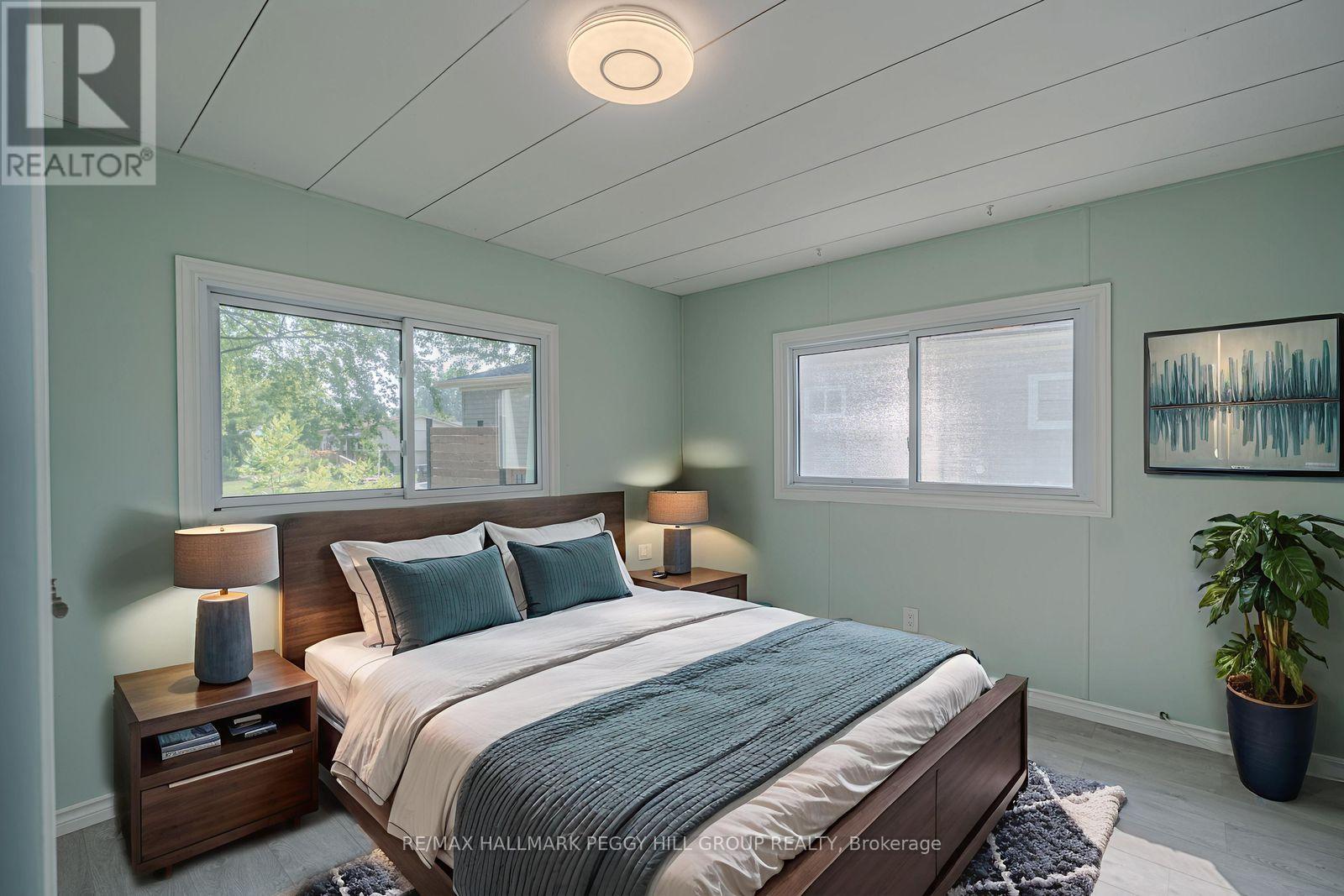 For sale: 85 HAWTHORNE DRIVE, Innisfil, Ontario L9S1N5 - N12923106 ...