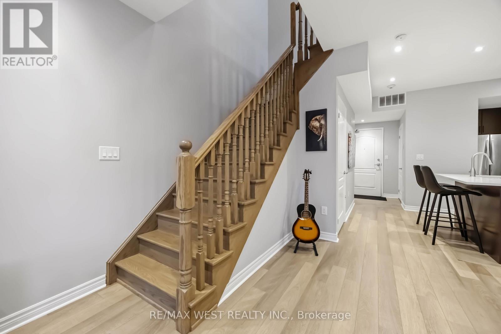 For sale: 32 - 3905 MAJOR MACKENZIE DRIVE, Vaughan (Vellore Village ...