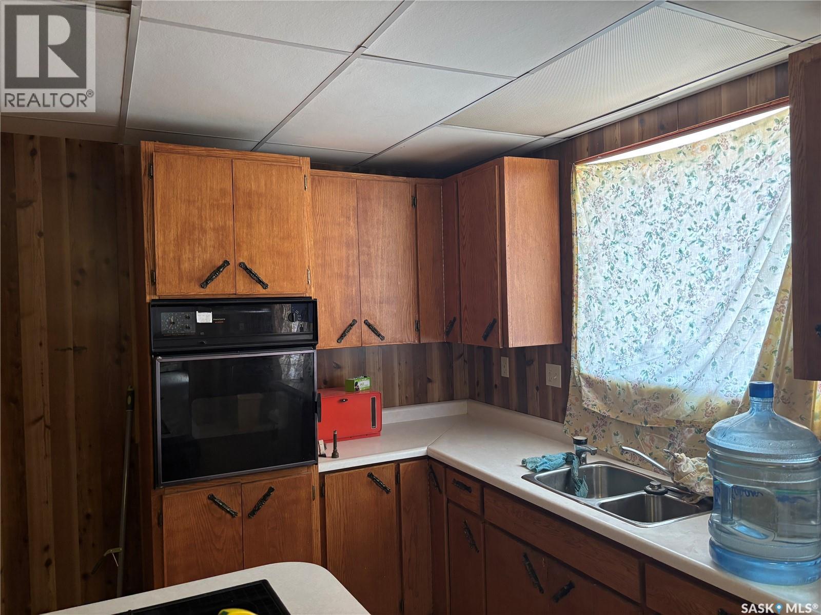 For sale: Barabe Acreage, Swift Current Rm No. 137, Saskatchewan S9H4X6 ...