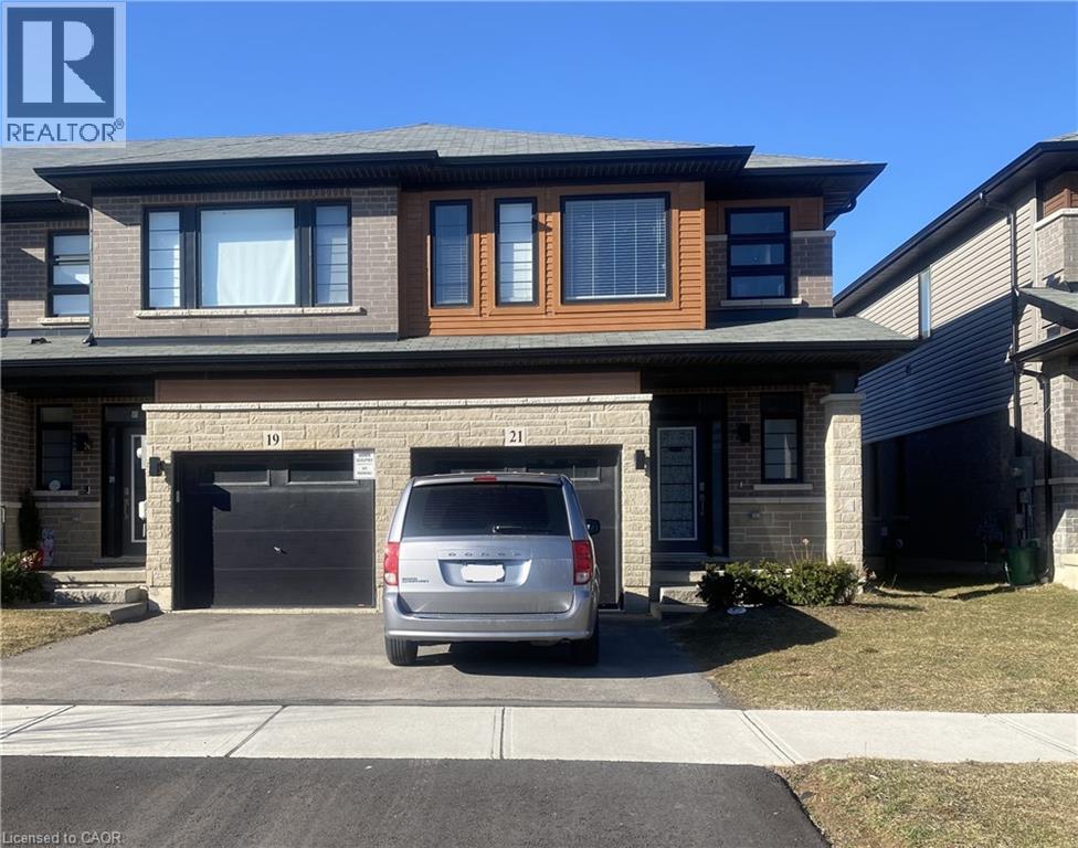 For sale: 21 JUNE CALLWOOD Way, Brantford, Ontario N3T0V1 - 40815827 ...
