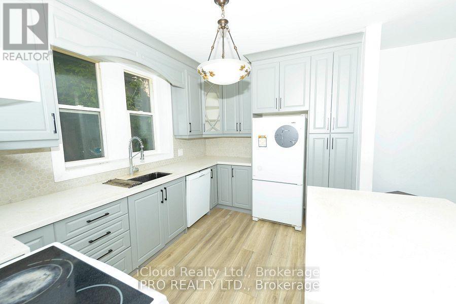 For rent: 81 FLORENCE AVENUE, Kitchener, Ontario N2A2K9 - X12933318 ...