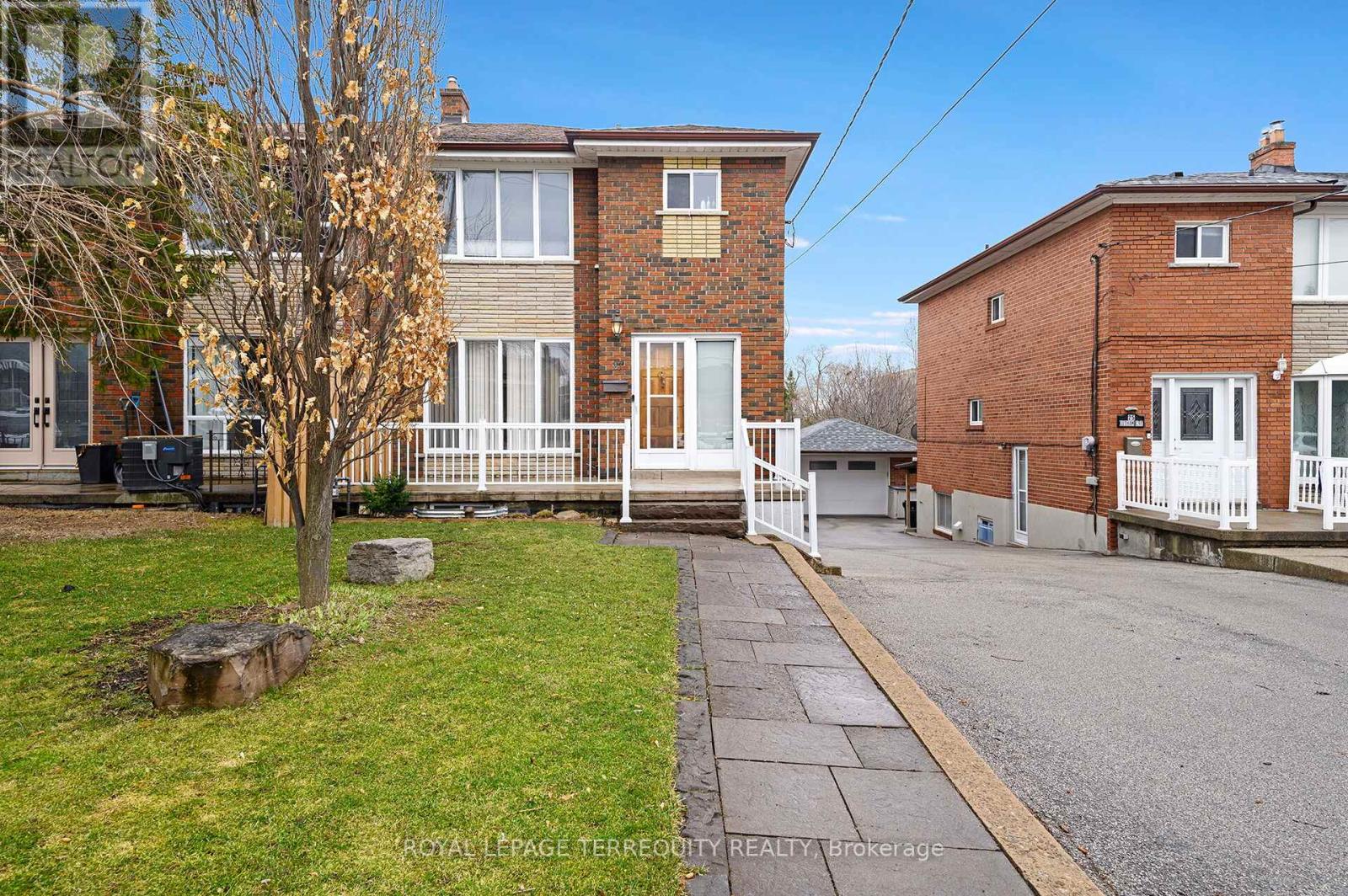 À vendre : 27 GOTHAM COURT, Toronto (Brookhaven-Amesbury), Ontario ...