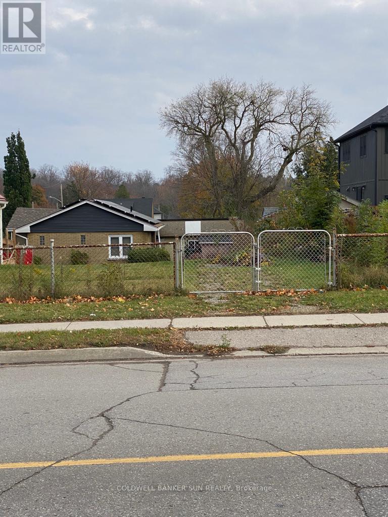 For sale: 449 YORK ROAD, Guelph (St. Patrick's Ward), Ontario N1E5X8 ...