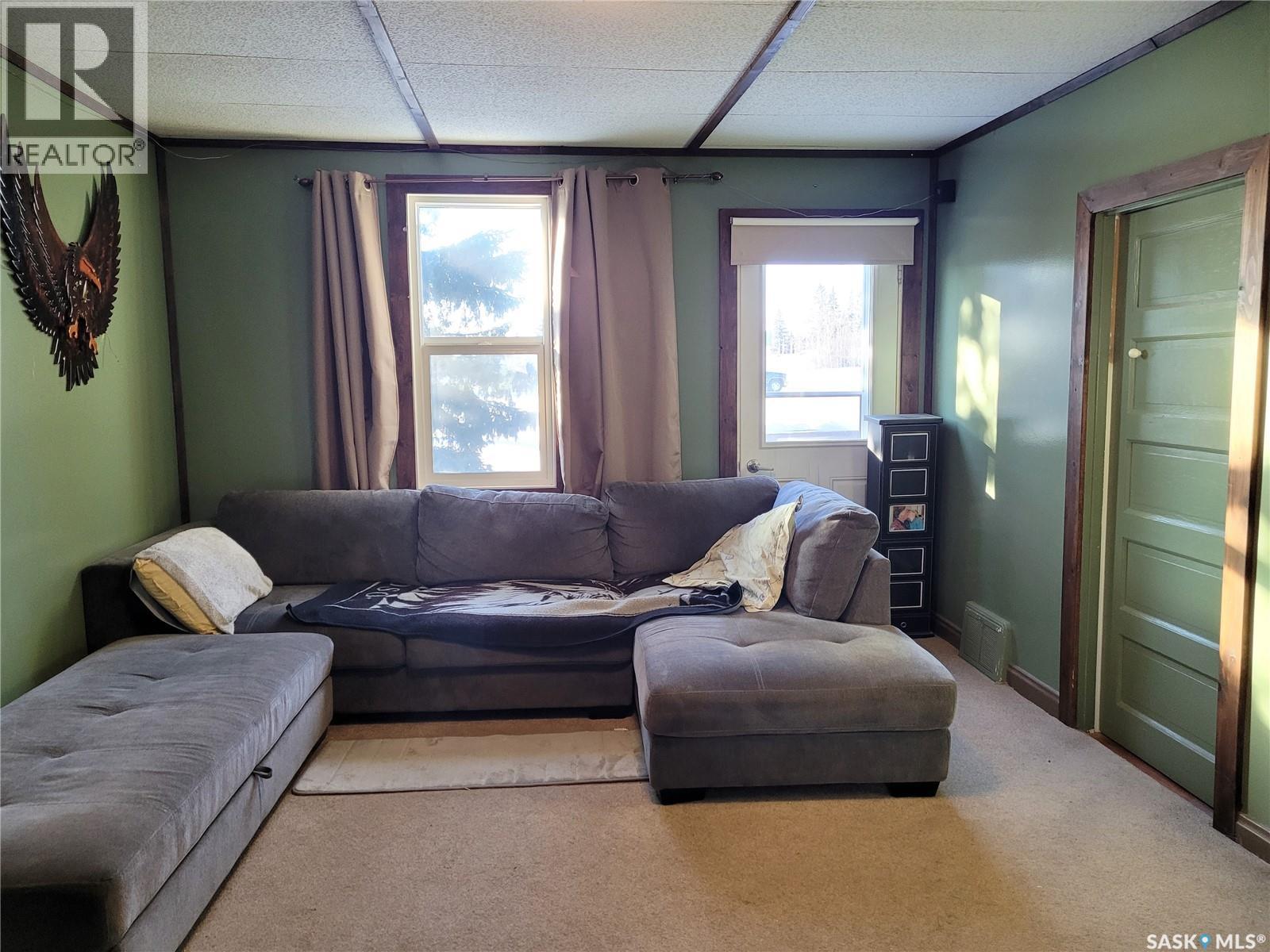 For sale: 99 Dziendzielowski AVENUE, Cudworth, Saskatchewan S0K1B0 ...