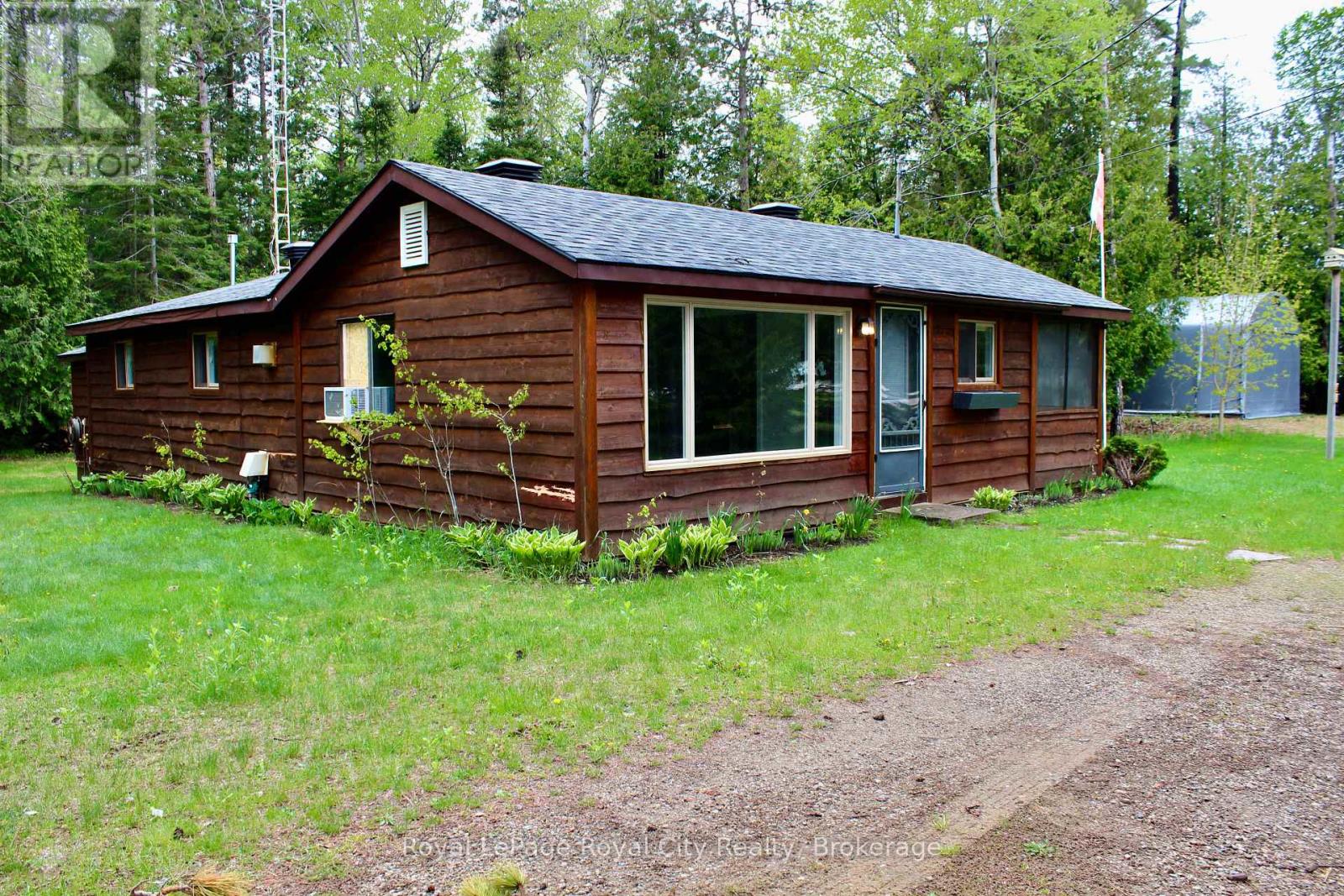 For sale: 6339 6 HIGHWAY, Northern Bruce Peninsula, Ontario N0H2R0 ...