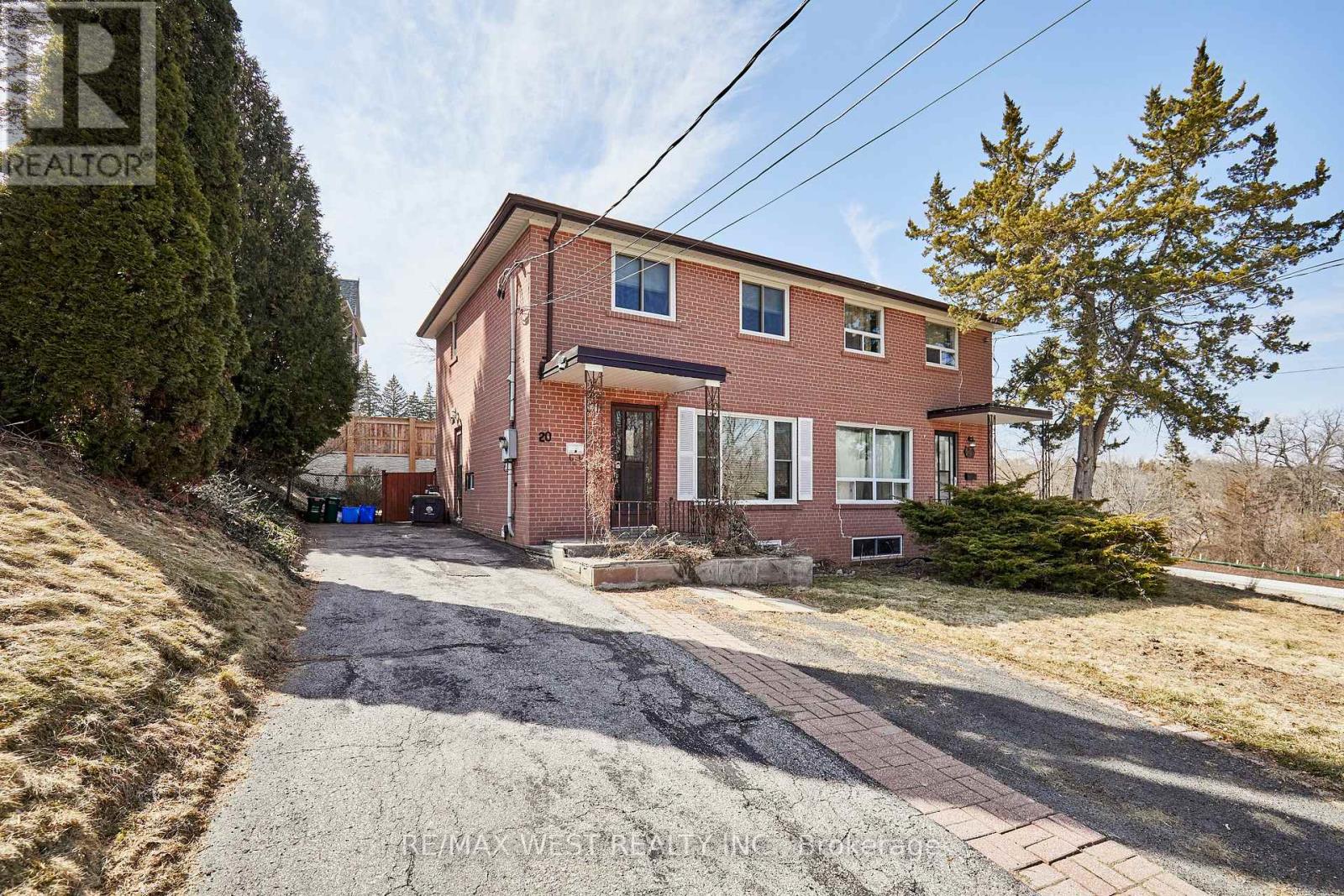 For sale: 20 MILL STREET, Markham (Vinegar Hill), Ontario L3P1K9 ...