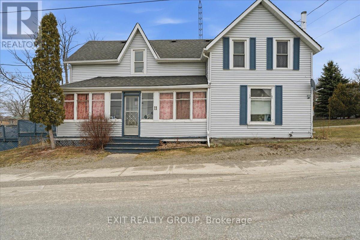 For sale: 11 CONSECON MAIN STREET, Prince Edward County (Hillier Ward ...