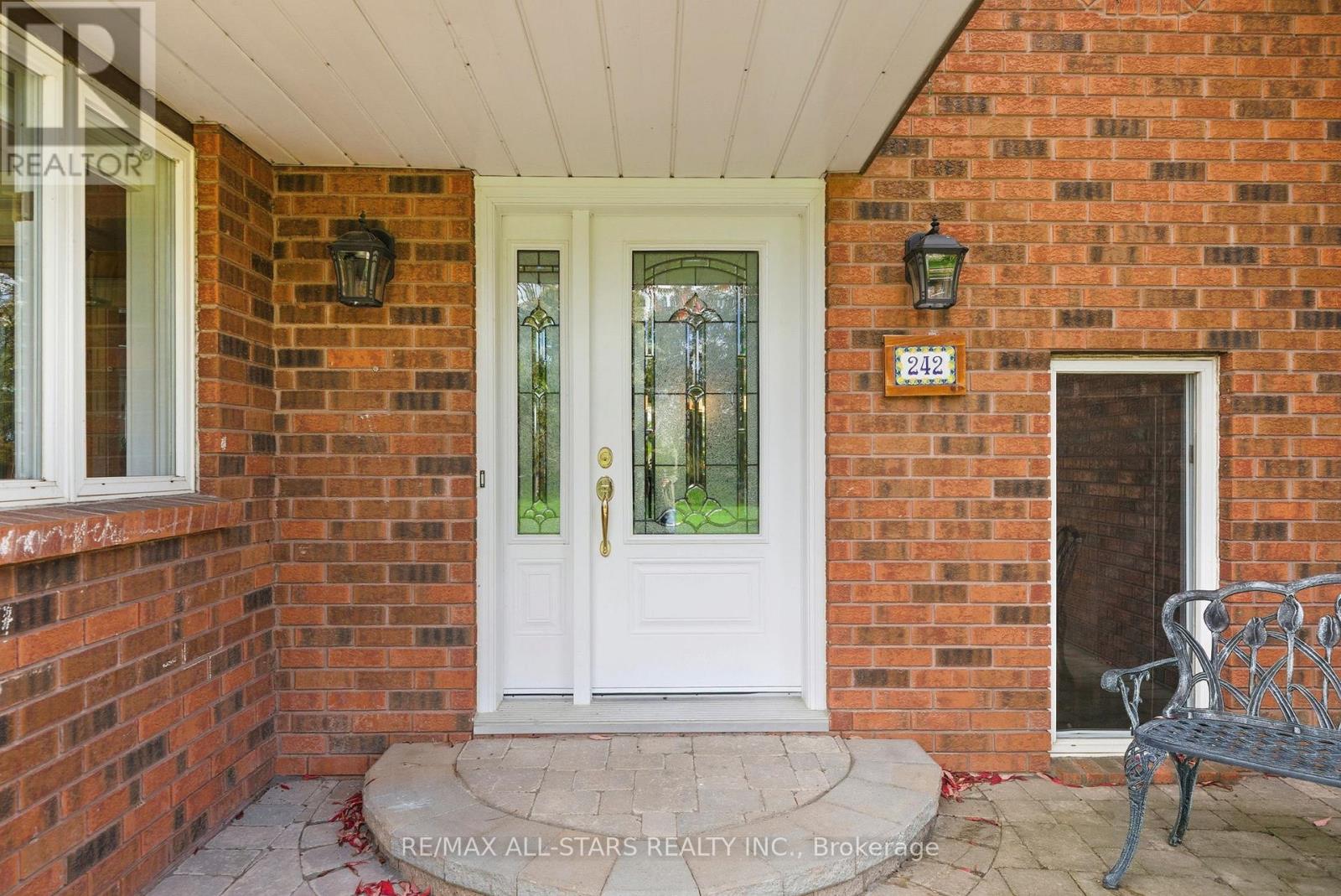 For sale: 242 STEPHENSON POINT ROAD, Scugog (Port Perry), Ontario ...