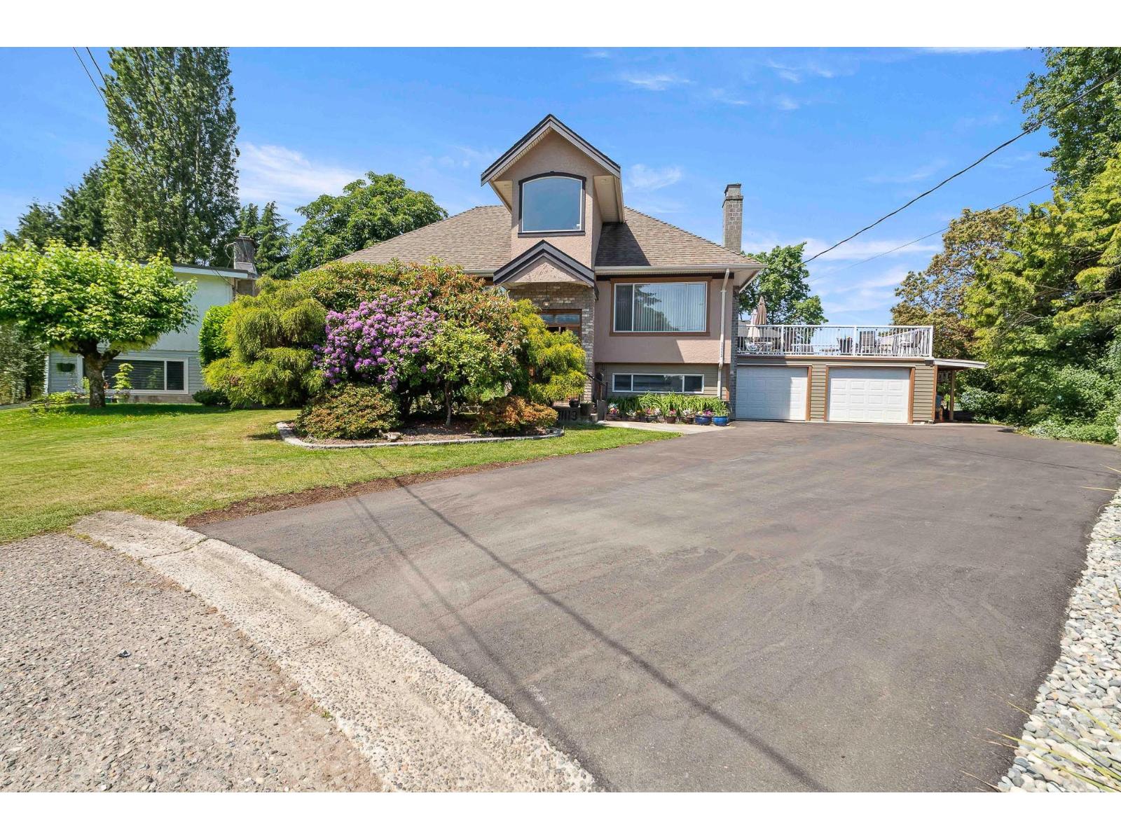 For sale: 11113 81 AVENUE, Delta, British Columbia V4C1Z3 - R3106756 ...