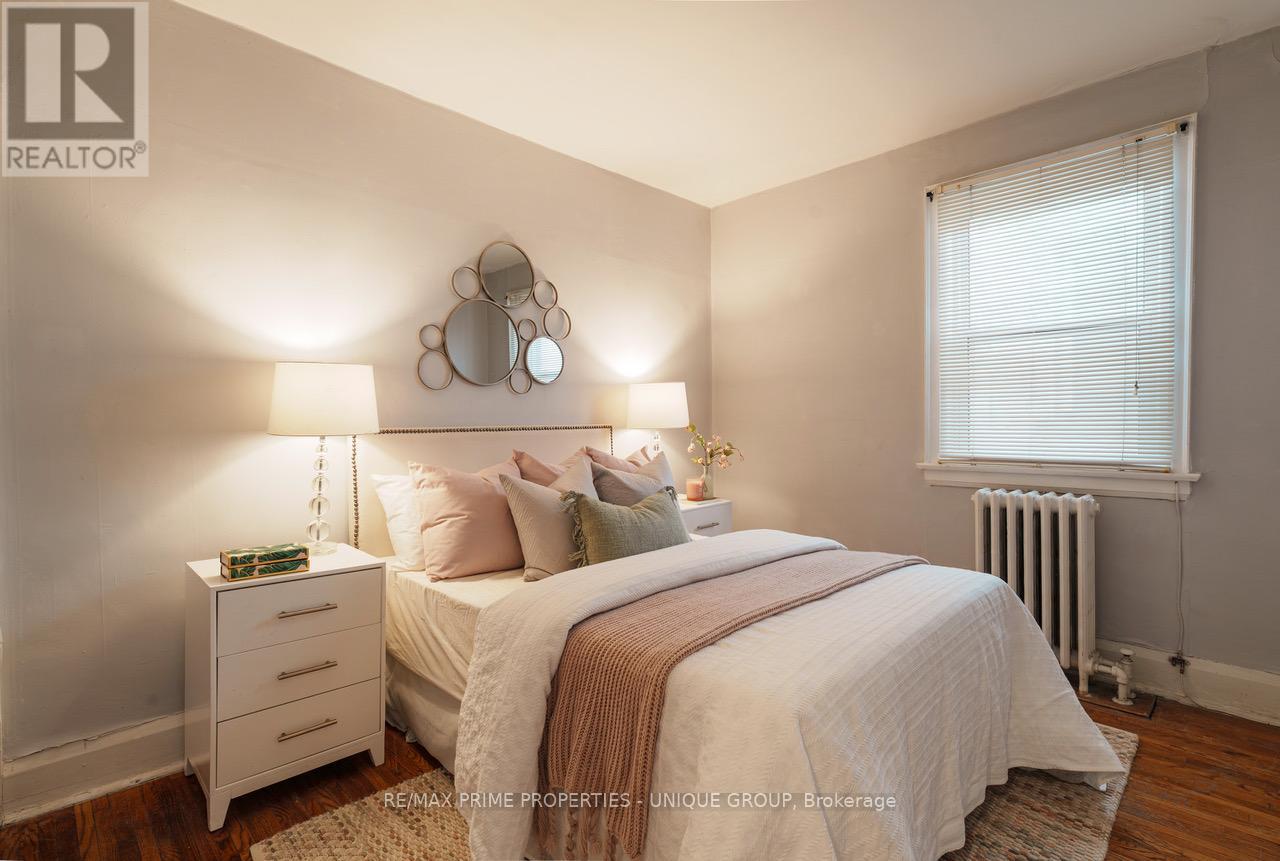 For sale: 1-3 BONFIELD AVENUE, Toronto (The Beaches), Ontario M4E1B9 ...