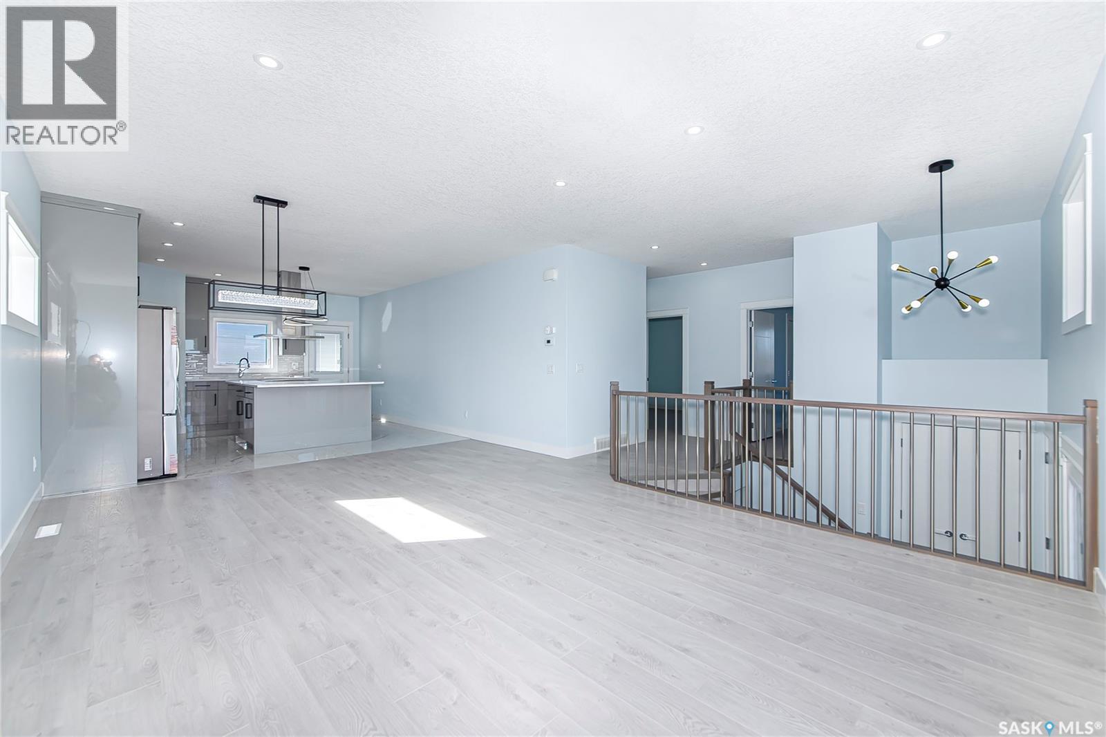 For sale: 906 Bentley MANOR, Saskatoon, Saskatchewan S7L6P4 - SK031019 ...