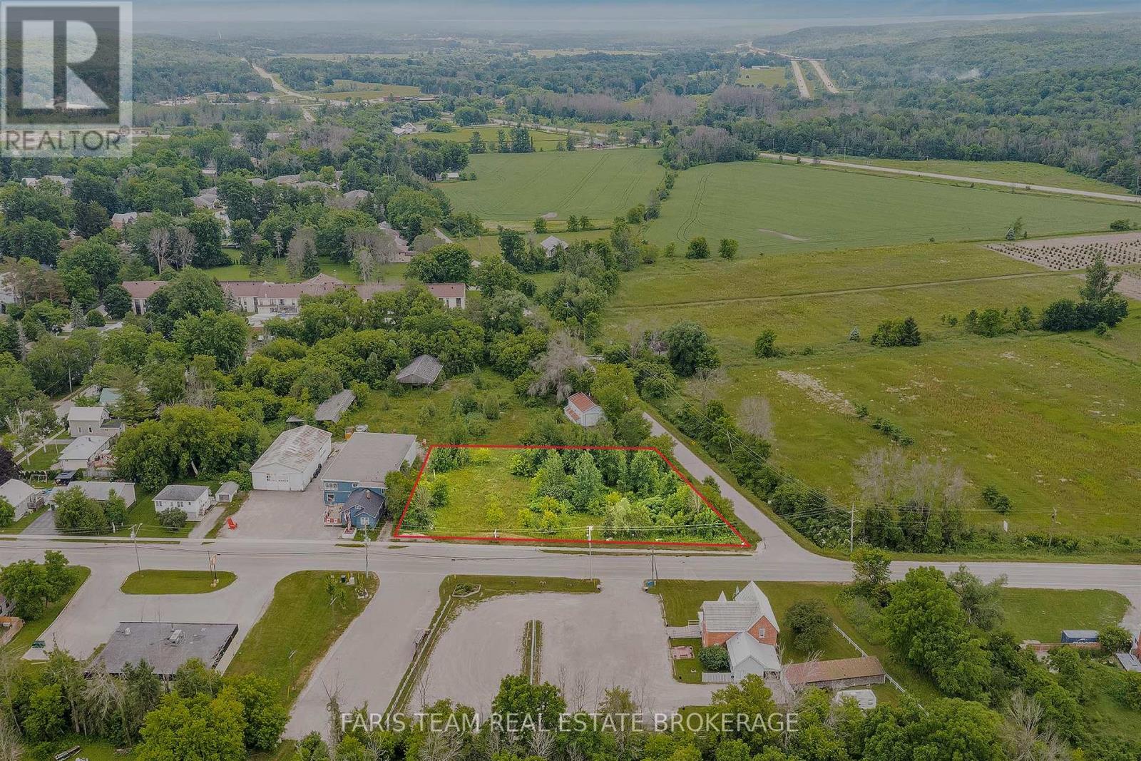 For sale: 19 STURGEON BAY ROAD, Severn (Coldwater), Ontario L0K3E0 ...
