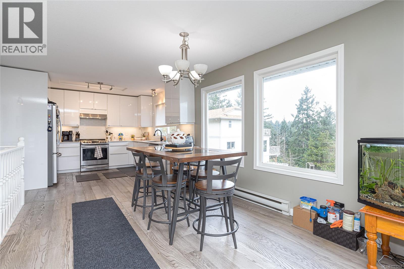 For sale: 671 Marsh Wren Pl, Nanaimo, British Columbia V9T5R4 - 1031252 ...