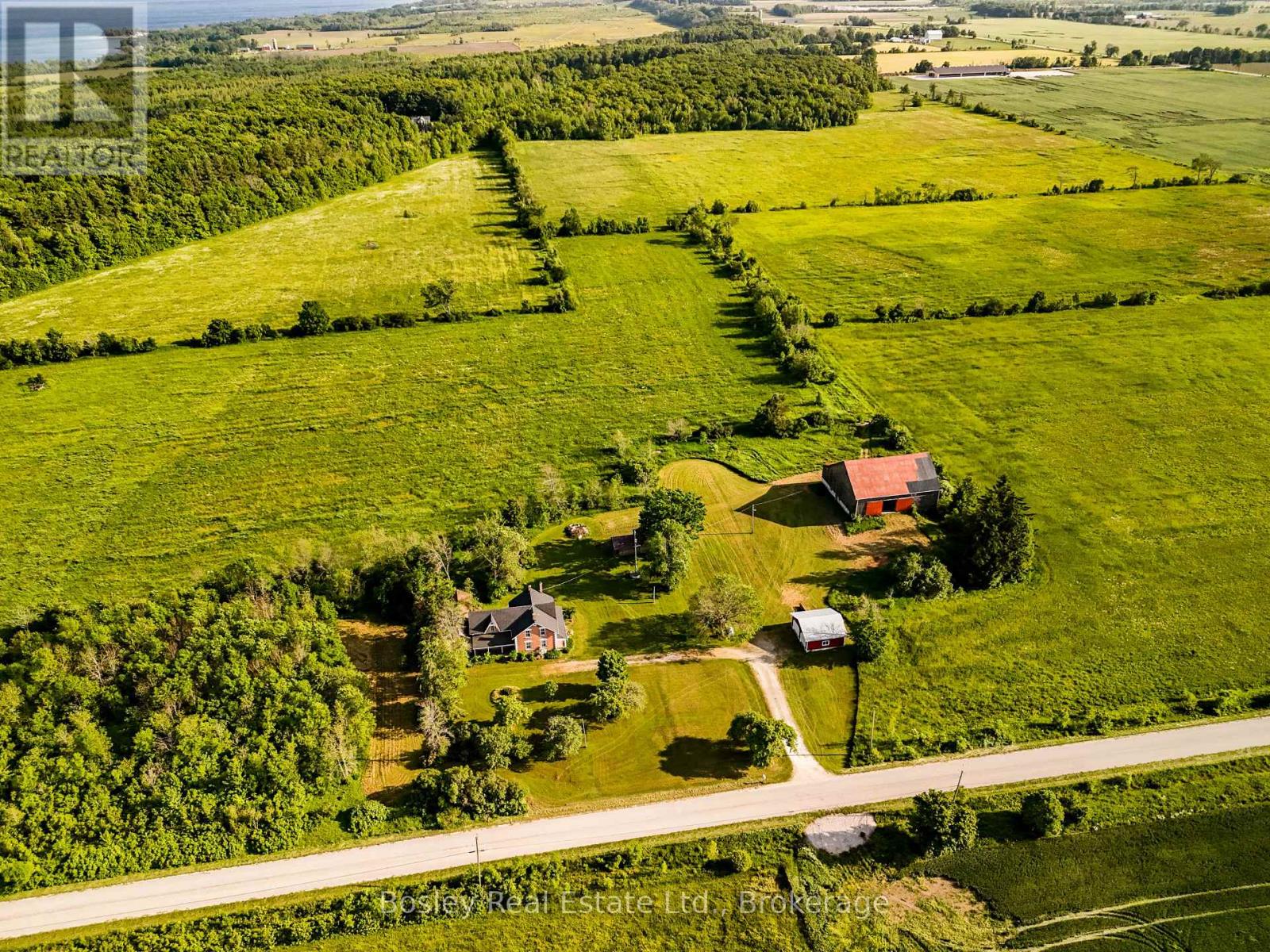 For sale: 404302 CONCESSION 20, Georgian Bluffs, Ontario N0H1S0 ...