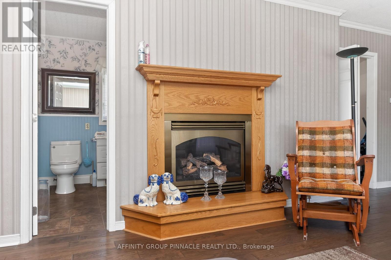 For sale: 272 CROSBY DRIVE, Kawartha Lakes (Emily), Ontario K0M1A0 ...