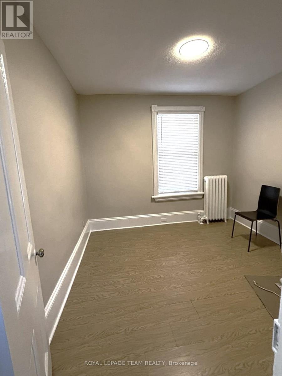 For sale: 158 ST ANDREW STREET, Ottawa, Ontario K1N5G4 - X12613342 ...
