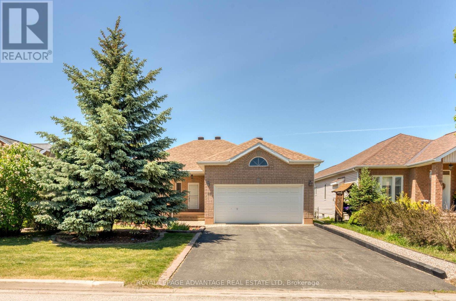 For sale: 15 ANTONIO WAY, Perth, Ontario K7H3R5 - X12979918 | REALTOR.ca