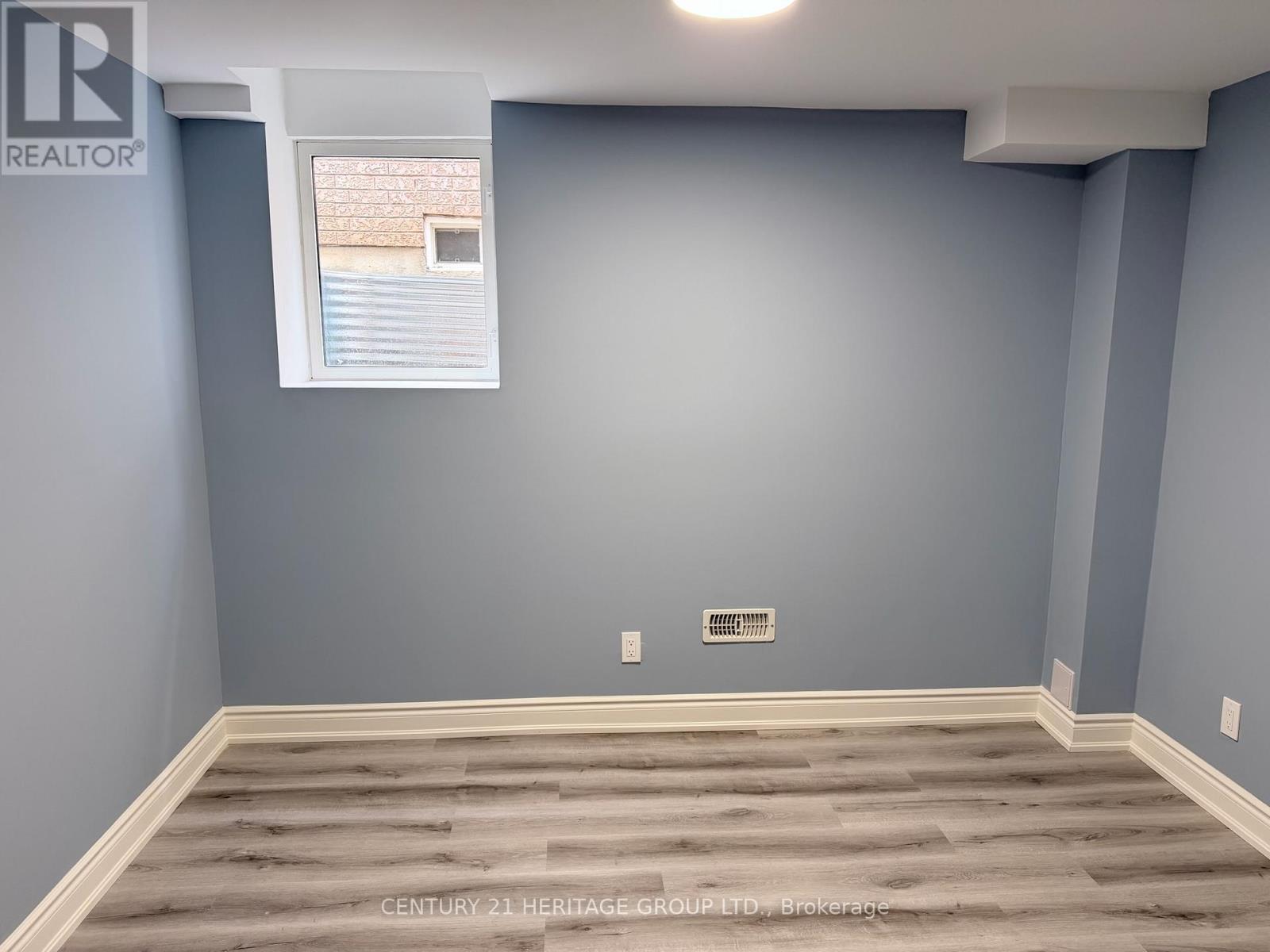 For rent: 118 SUNRIDGE STREET, Richmond Hill (Oak Ridges), Ontario ...