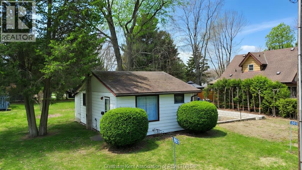 For sale: 8611 - 8615 Furnival ROAD, Port Glasgow, Ontario N0L2C0 ...