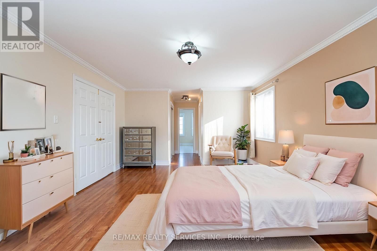 For sale: 52 MOUNT ROYAL CIRCLE, Brampton (Vales of Castlemore North ...