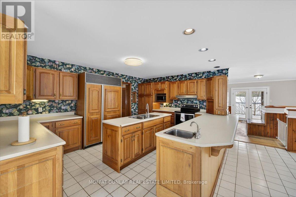 For sale: 6952 SECOND LINE, New Tecumseth, Ontario L0G1W0 - N12822370 ...