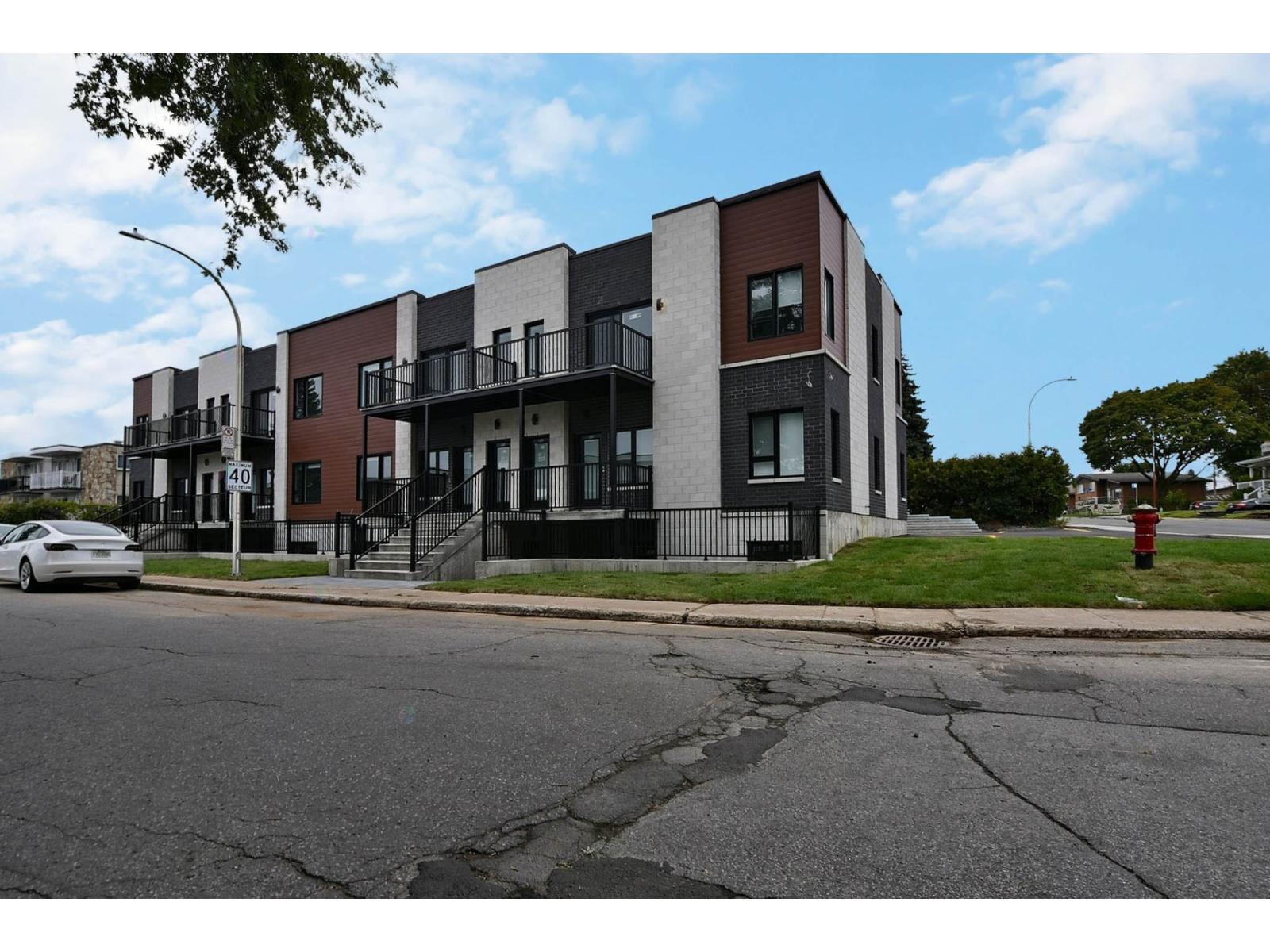 For rent: 1203 Rue Ethier, Laval (Chomedey), Quebec H7W3X2 - 18868005 ...