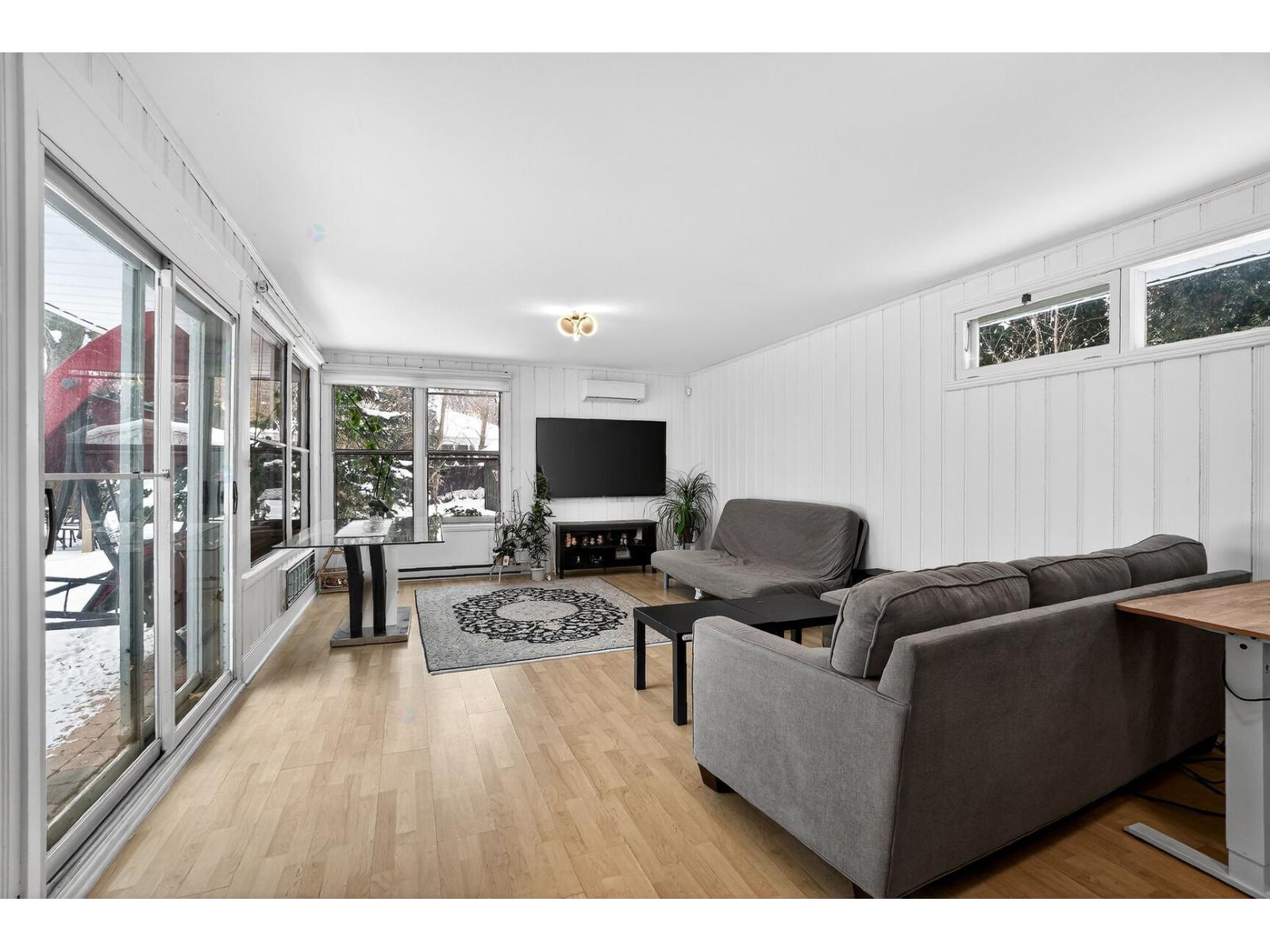 For sale: 14 Rue Sunny Acres, Baie-d'Urfé, Quebec H9X3B6 - 24453390 ...