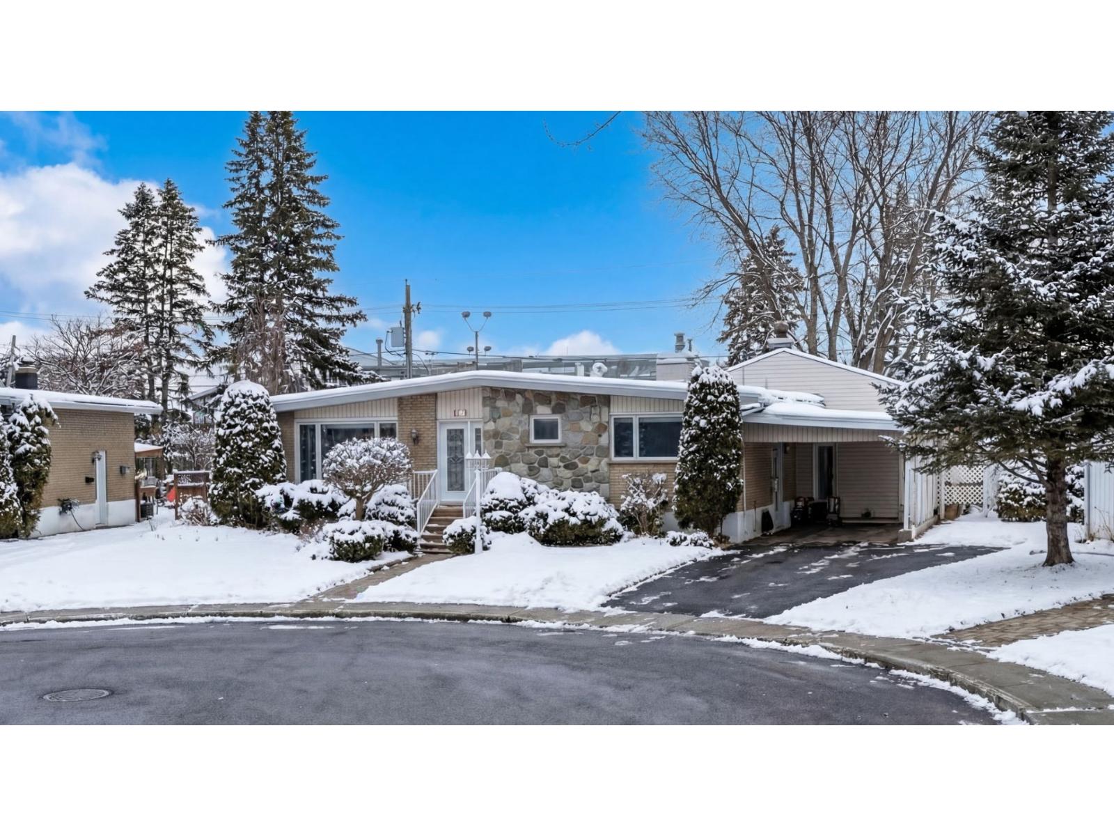 For sale: 2085 Rue Verlaine, Laval (Chomedey), Quebec H7M2Z4 - 12118575 ...