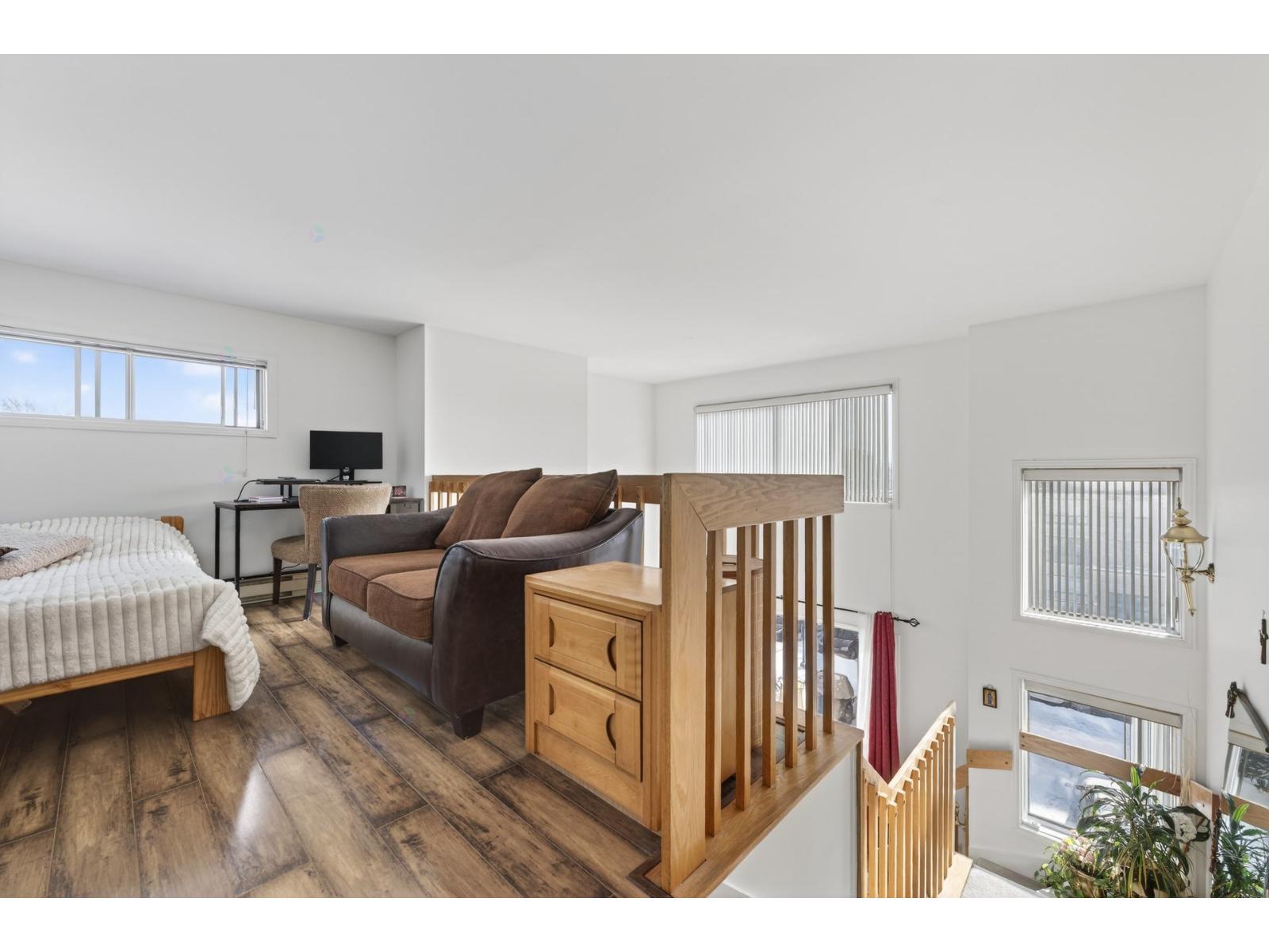 For sale: 421 Rue Roger-Pilon, #304, Dollard-des-Ormeaux, Quebec H9G2S1 ...
