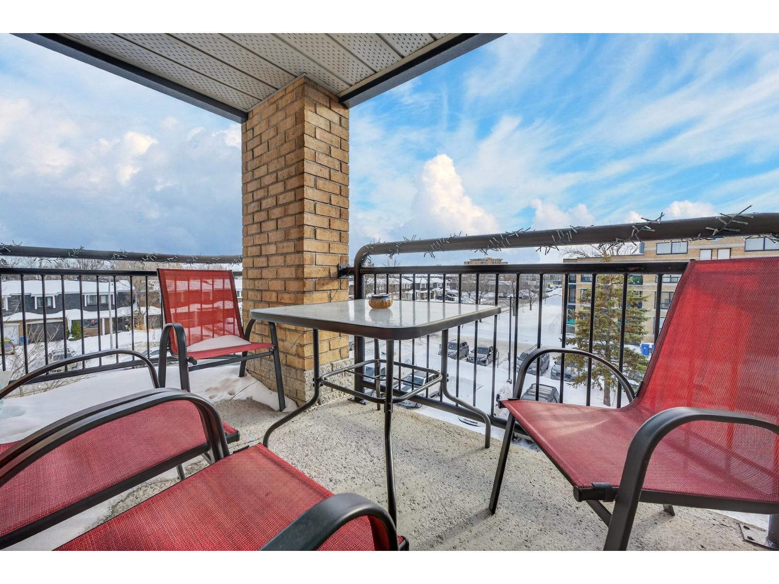 For sale: 421 Rue Roger-Pilon, #304, Dollard-des-Ormeaux, Quebec H9G2S1 ...