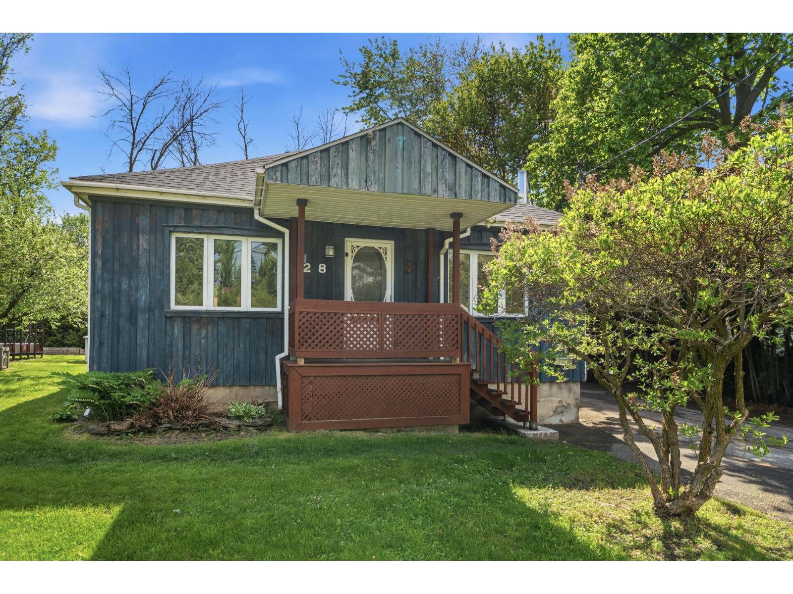 For sale: 28 Crois. Barabé, Montréal (L'Île-Bizard/Sainte-Geneviève ...
