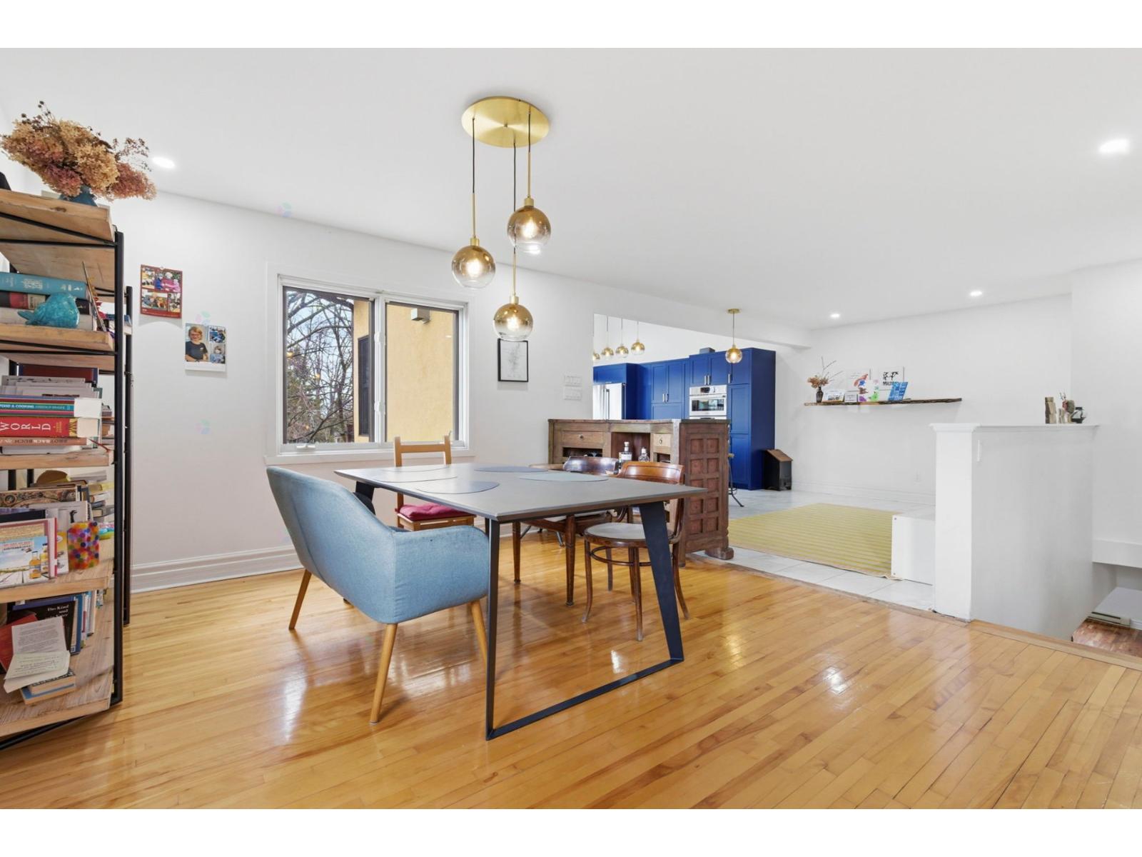 For rent: 14 Rue Apple Hill, Baie-d'Urfé, Quebec H9X3G6 - 19256468 ...